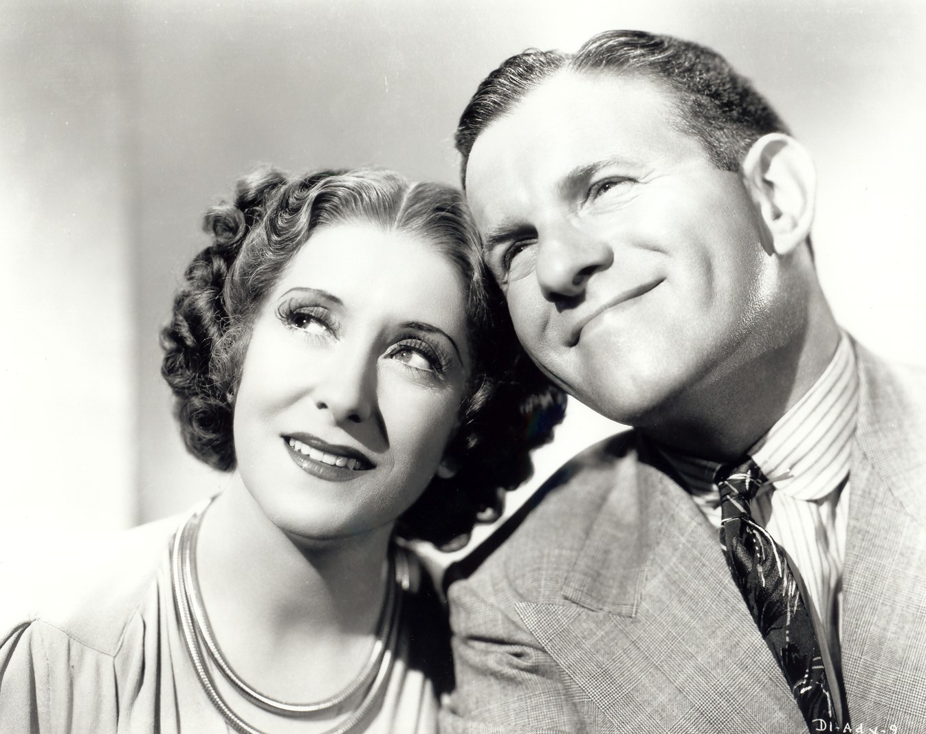 A TRIP DOWN MEMORY LANE: HOLLYWOOD LOVE: GEORGE BURNS AND GRACIE ALLEN