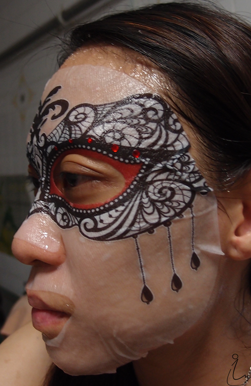 The Swanple: Review: Mediheal Mask Dress Code Black