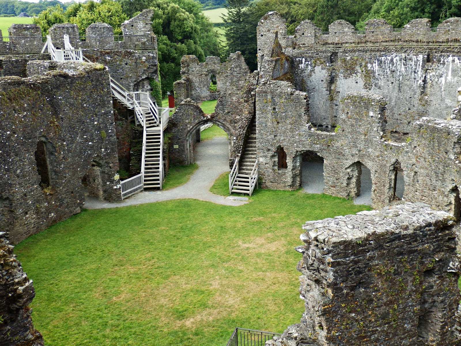 Mike's Cornwall: Visiting Restormel Castle and the English Civil War