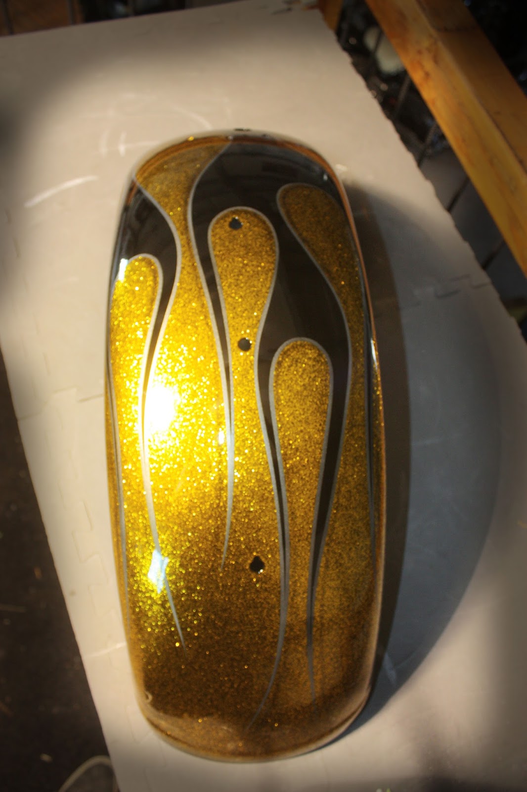 Online Motorcycle Paint Shop: Gold Metal Flake with black flames