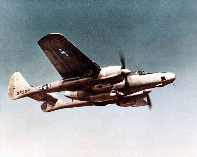 FDRA - Fuerza Aérea: Avión de reconocimiento: Northrop F-15 Reporter