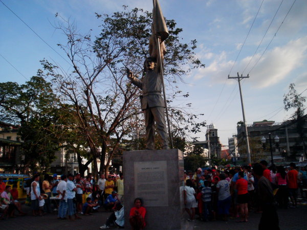 ka tony na banlawkasaysayan: "Macario Sakay a Mislabeled Hero"