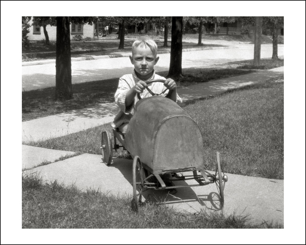 Children With Their Vehicles: 31 Funny Black and White Vintage Pictures ...