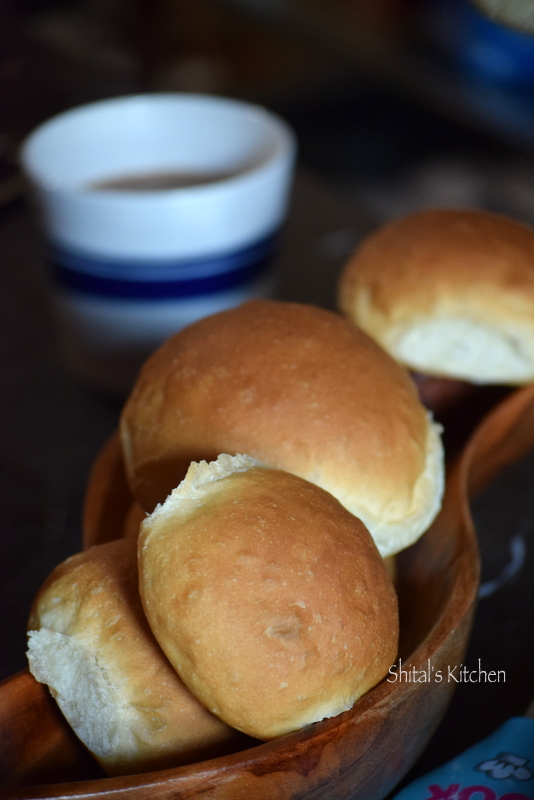 Shital's-Kitchen: Brun: Kadak Pav