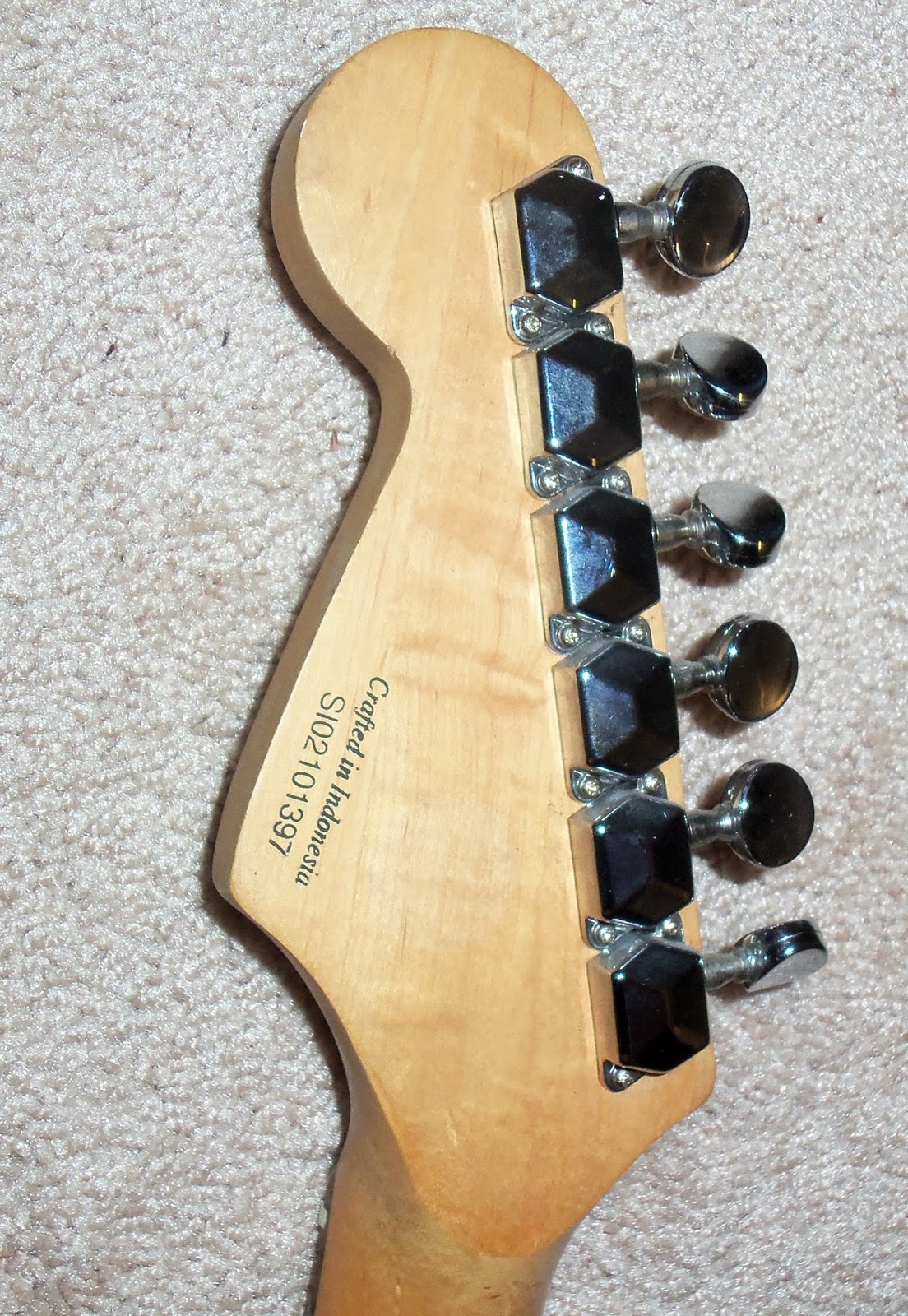 My Instruments: Fender Squier Bullet Strat