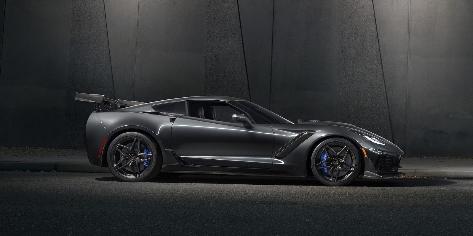 Novo Chevrolet Corvette ZR1 apresentado | Quatro rodas e um volante!