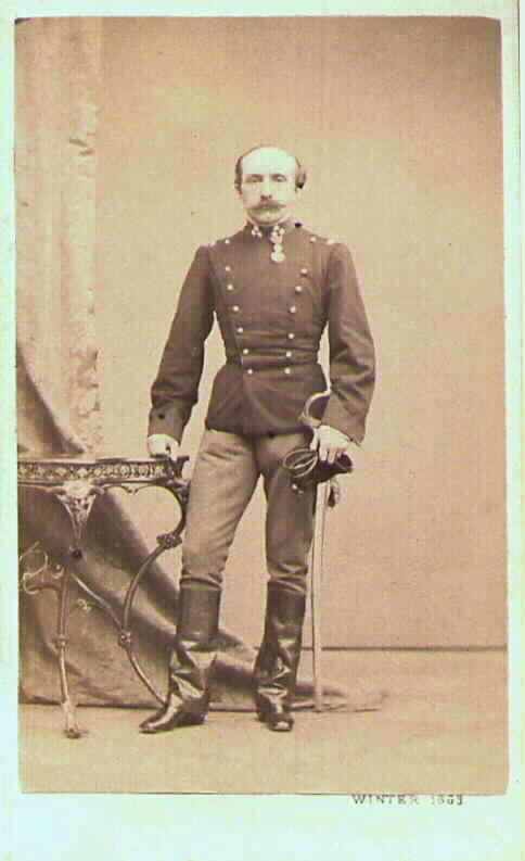 Associazione legittimista Trono e Altare: Le uniformi attraverso le ...