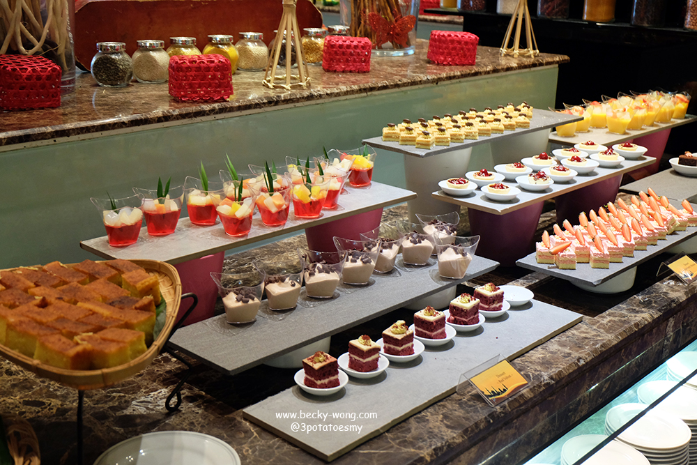 Ramadhan Buffet @ Flavors in Swiss-Garden Hotel & Residences Kuala ...