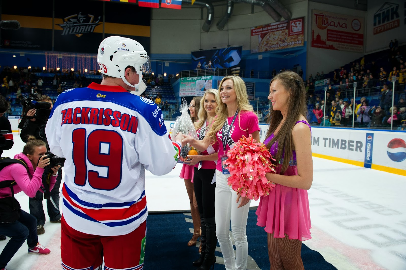 The Perfect Miss: Alexandra Friberg "Miss Universe Sweden" in the KHL ...