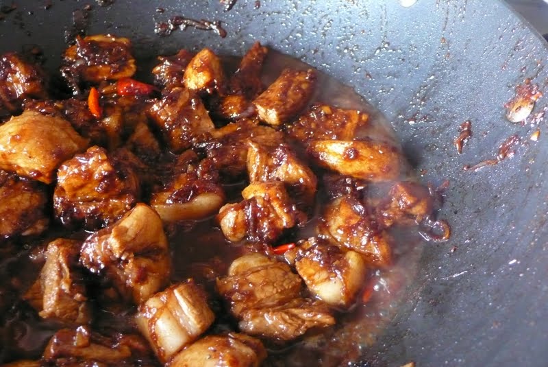 Food Endeavours of the Blue Apocalypse: Babi Kecap - Indonesian braised ...