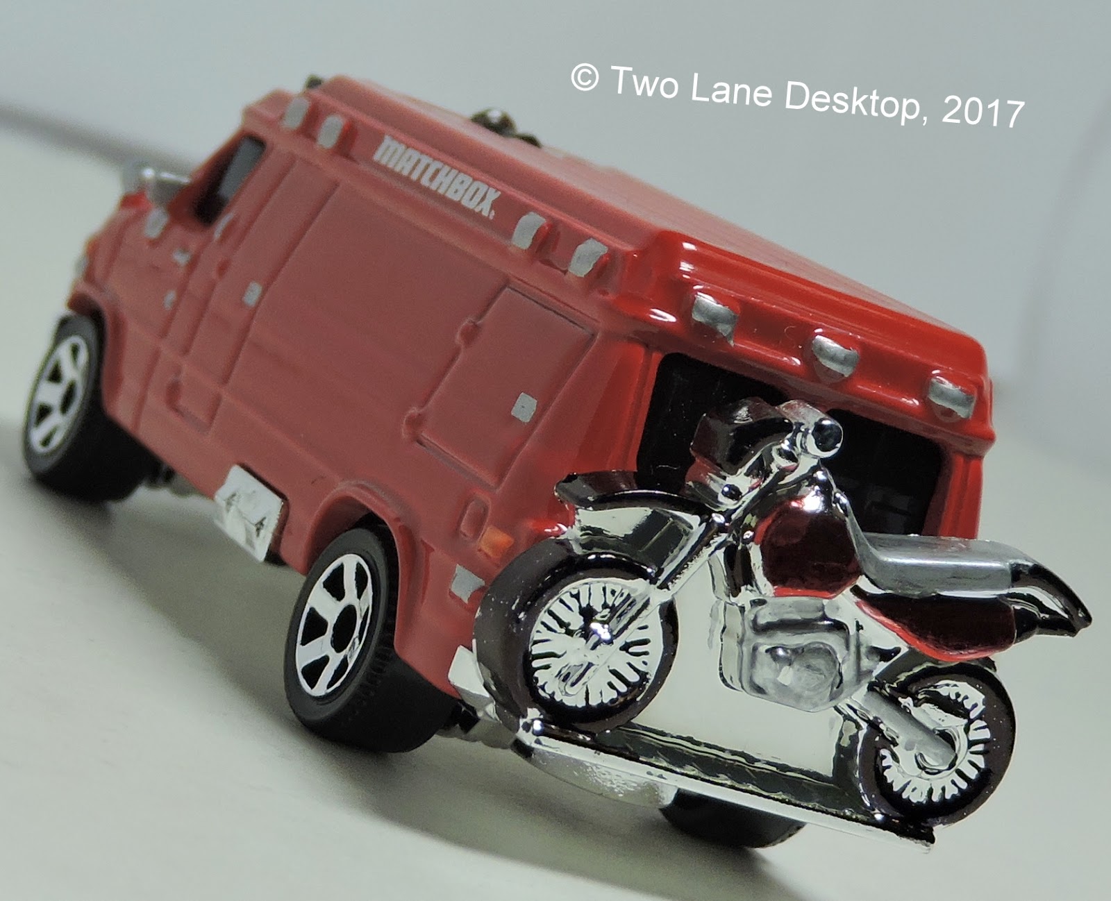 Matchbox Custom 1995 Chevrolet Van Ambulance