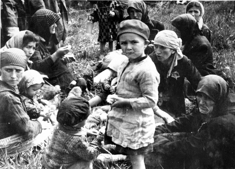 Jewish People and History: Stories Behind Historical Pictures of Jews ...