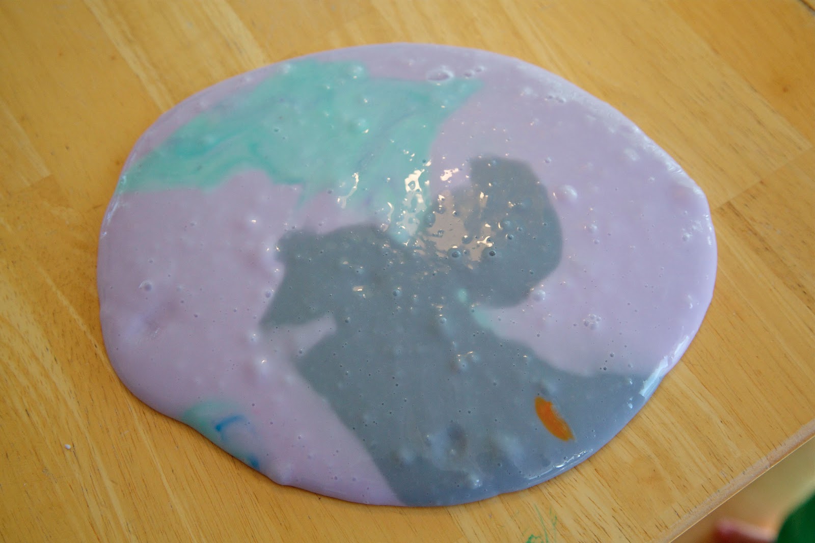 Holly's Arts and Crafts Corner: Sensory Activity: Playing with DIY Flubber