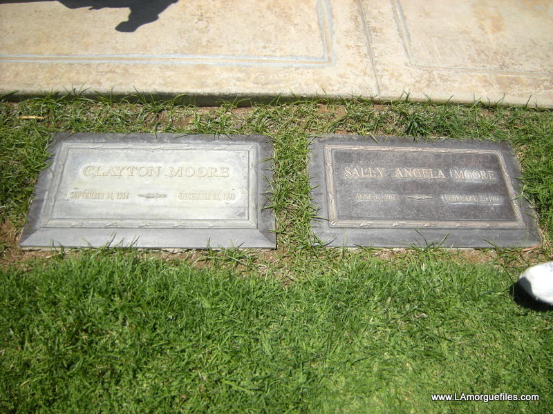 Los Angeles Morgue Files: "The Lone Ranger" Actor Clayton Moore 1999 Forest Lawn Glendale Cemetery