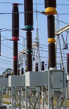 Live Tank Circuit Breakers - LEKULE