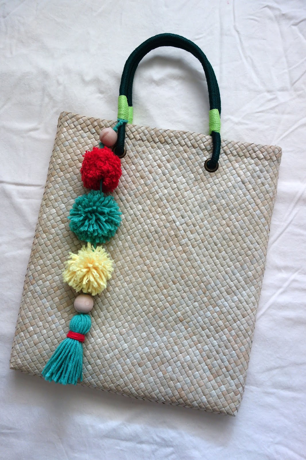 blah to TADA!: Straw Bags for the Summer