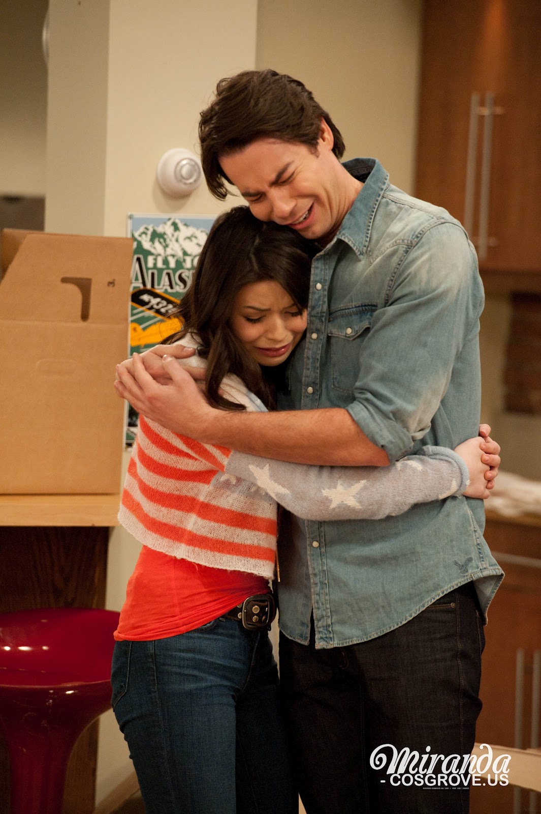 iApril Fools Stills ~ Globo Nick | Victorious | iCarly and More