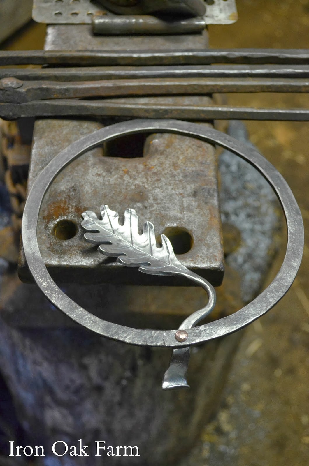 Iron Oak Farm: Blacksmithing, Oak Leaf Trivet