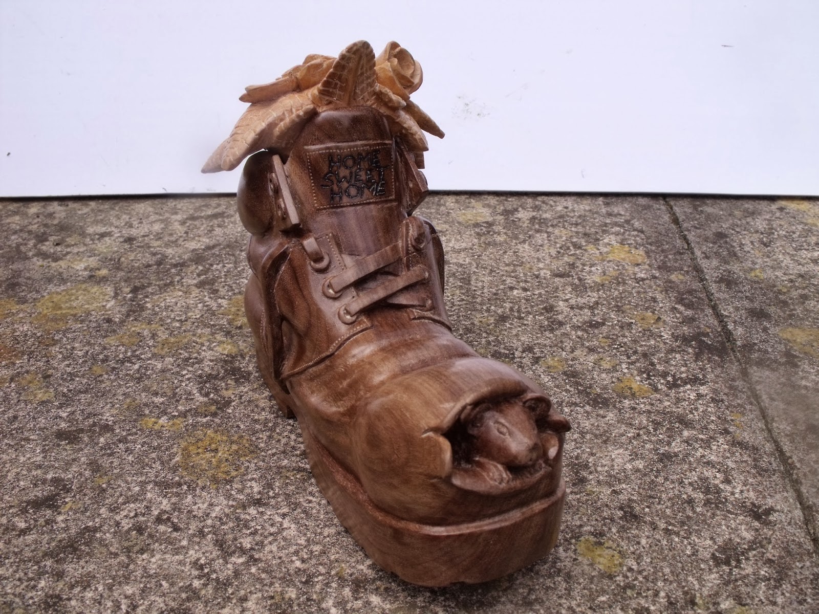 Duanes Carvings: Primrose Boot