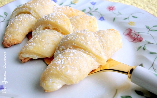 the Grand Surprise!: lemon~cream cheese Croissants