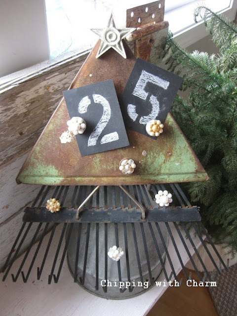 15 Fun Repurposed Rake Projects - A Cultivated Nest