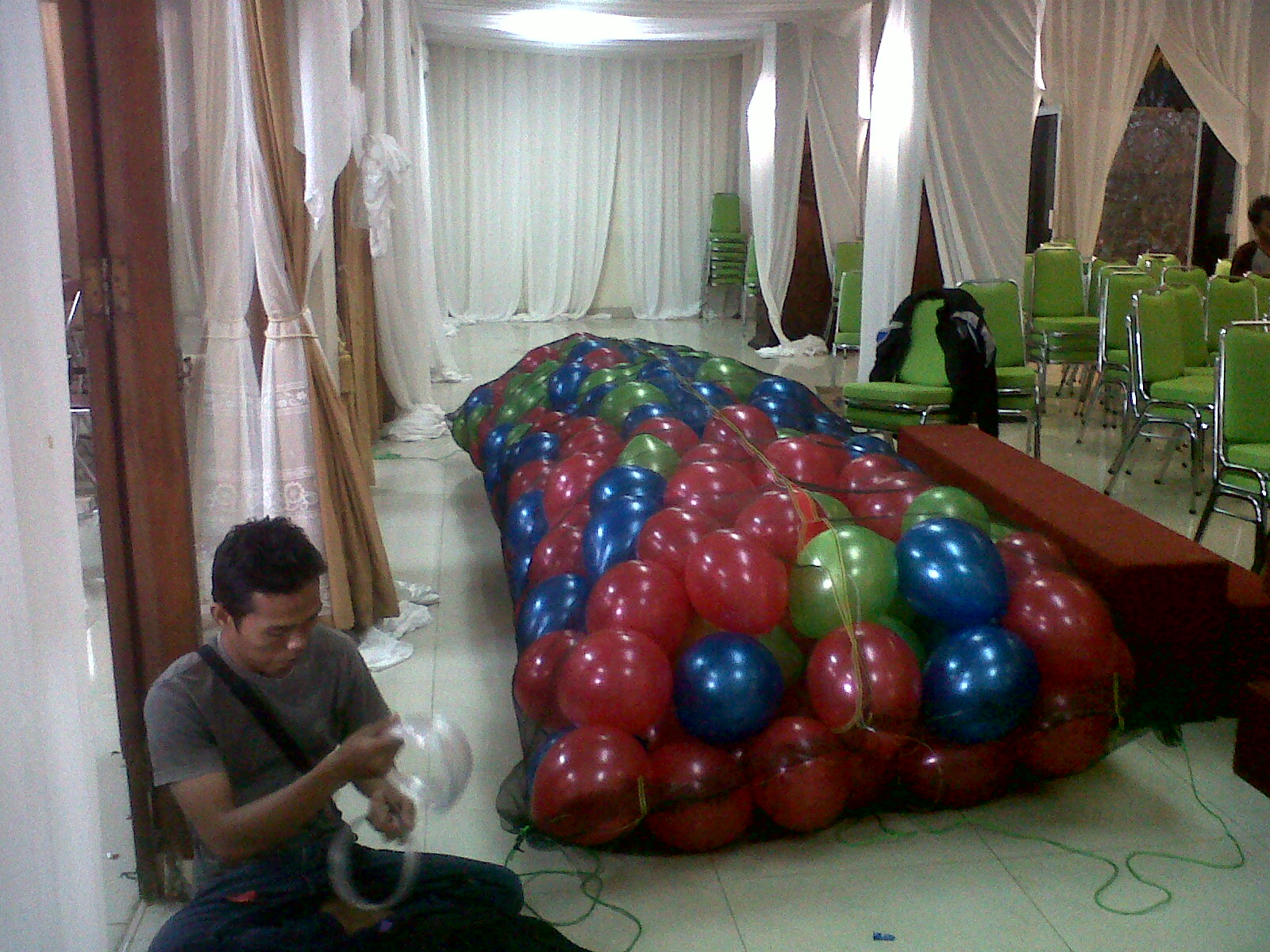 KREASI BALON: Balon Drop Hujan Balon