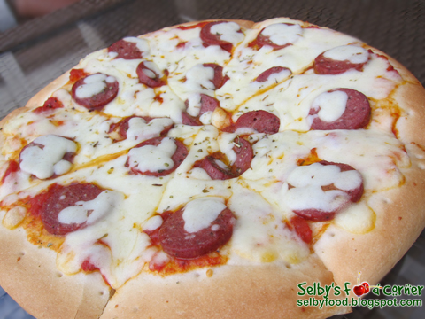 Selby's Food Corner: The Palms Country Club, Alabang, Philippines