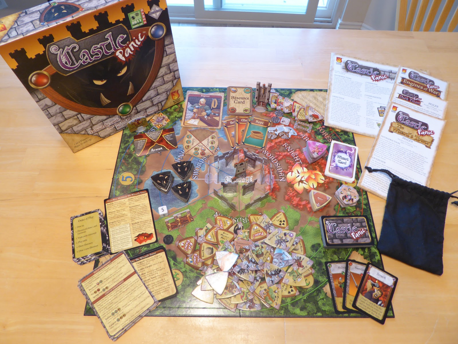 Castle Panic and Expansions Review - EverythingBoardGames.com