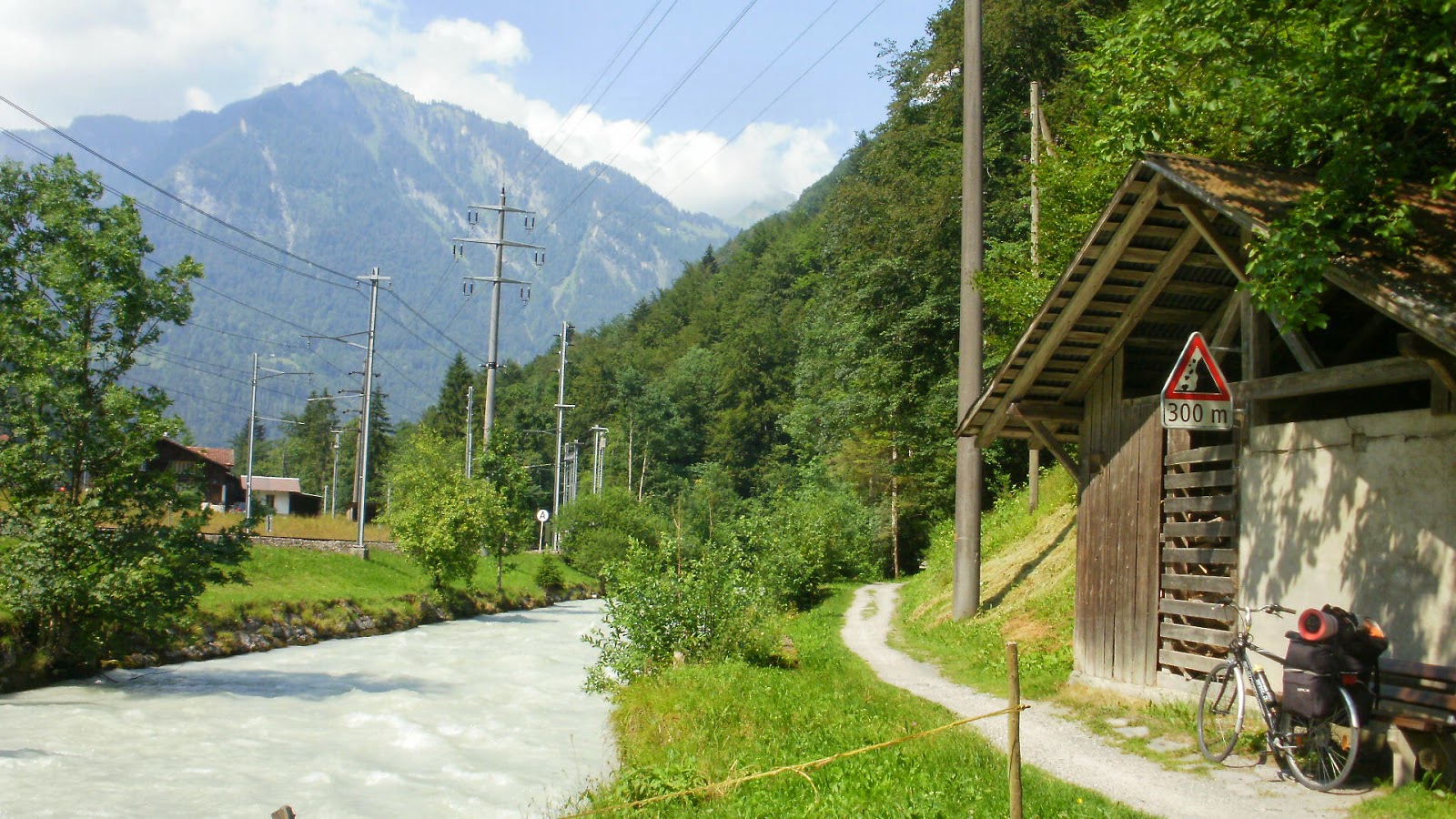 EXCURSII CU BICICLETA: Elvetia