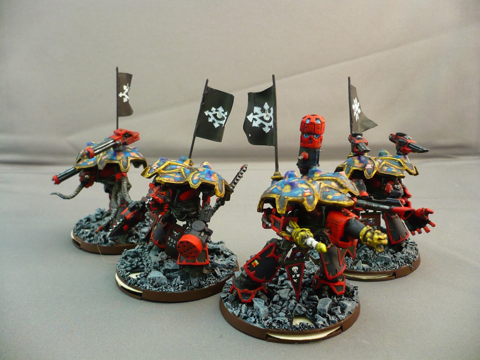 The Minis Corner: [Epic] Traitor Titans of the Legio Mortis