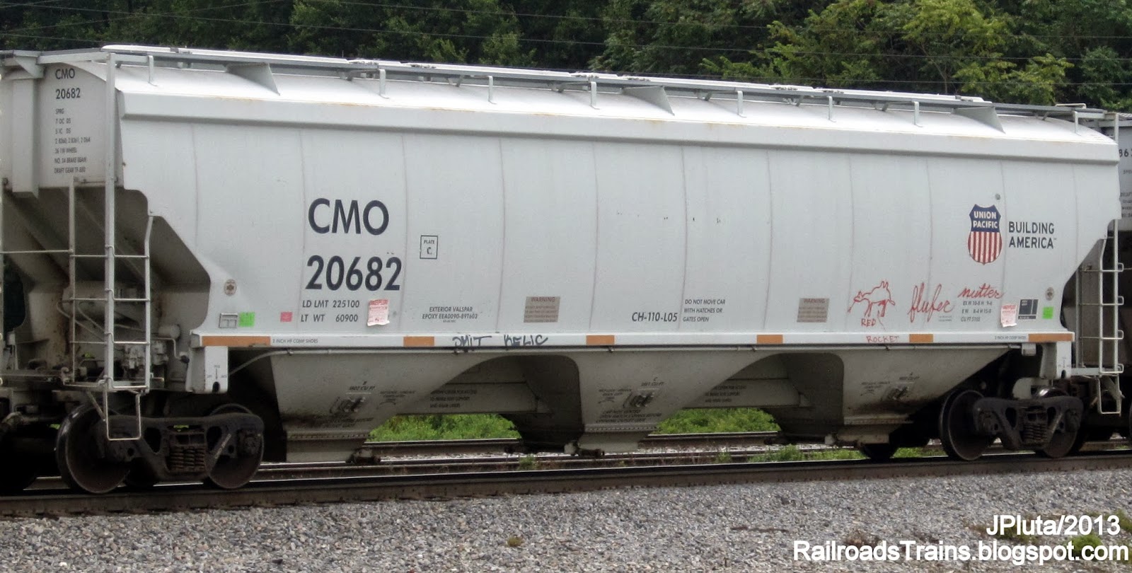 RAILROAD Freight Train Locomotive Engine EMD GE Boxcar BNSF,CSX,FEC ...