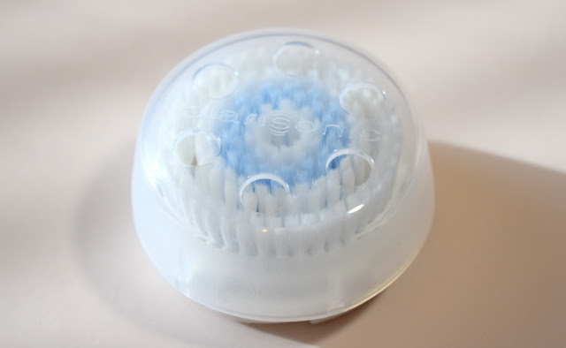 Fashion Maven... Mommy: Clarisonic Smart Profile Face and Body Uplift Set