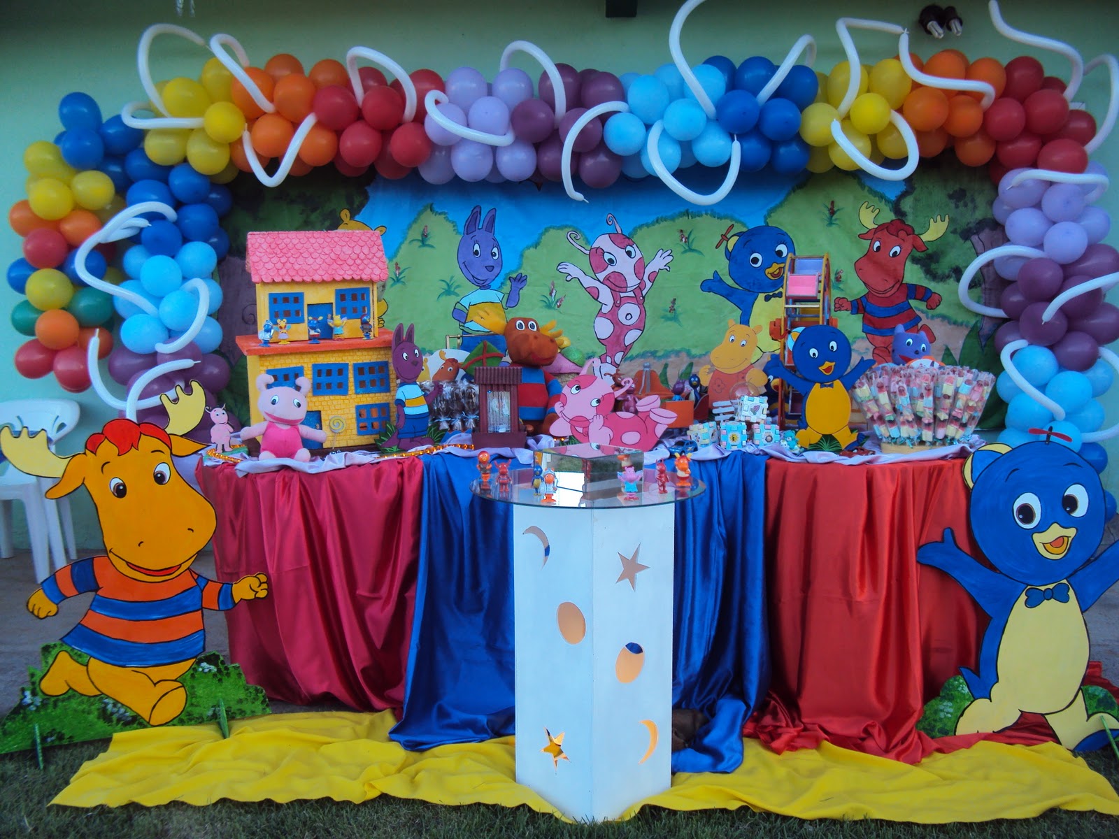 Vaninha Festas (32) 88421462 : Festa dos Backyardigans ...