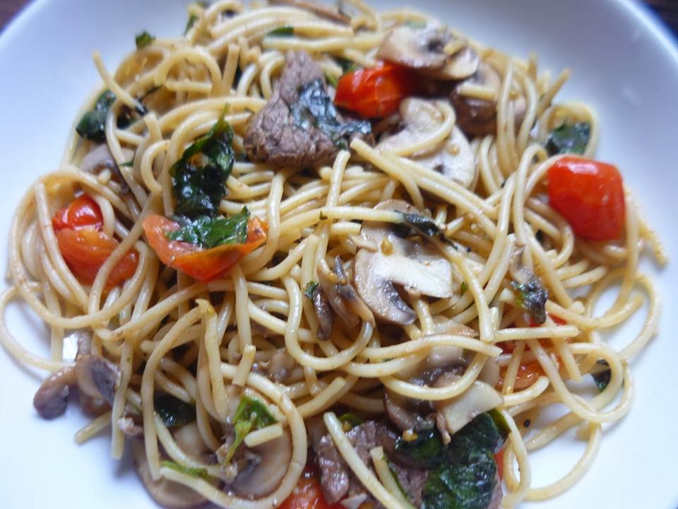 Homemade Meals for Children: Beef Aglio Olio Spaghetti by Jaimy Chan