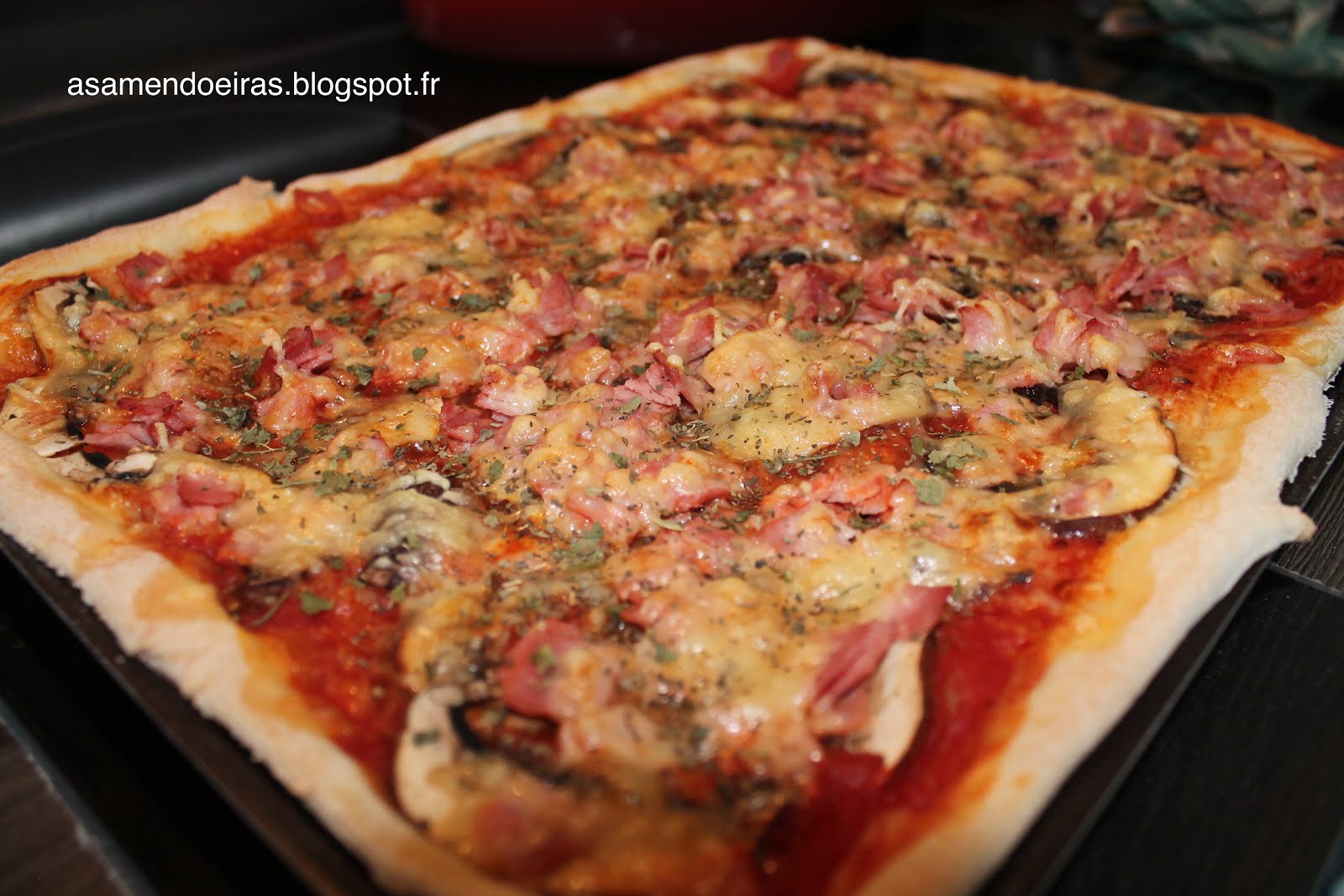 As Amendoeiras: Pizza Champignon Jambon