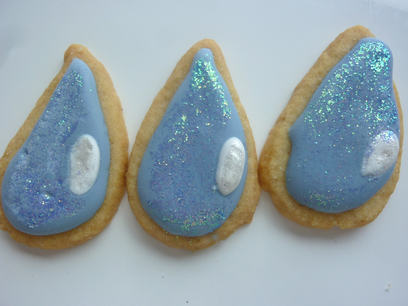 April Showers Cookies – Diary of a Mad Hausfrau