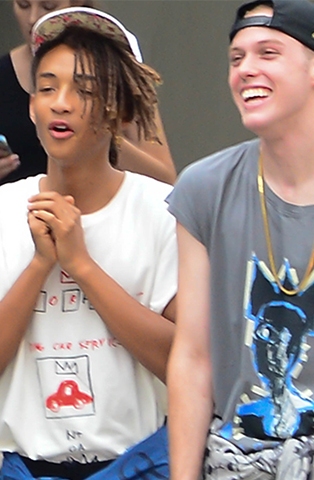 Jaden Smith steps out with a face full of make-up (photos)