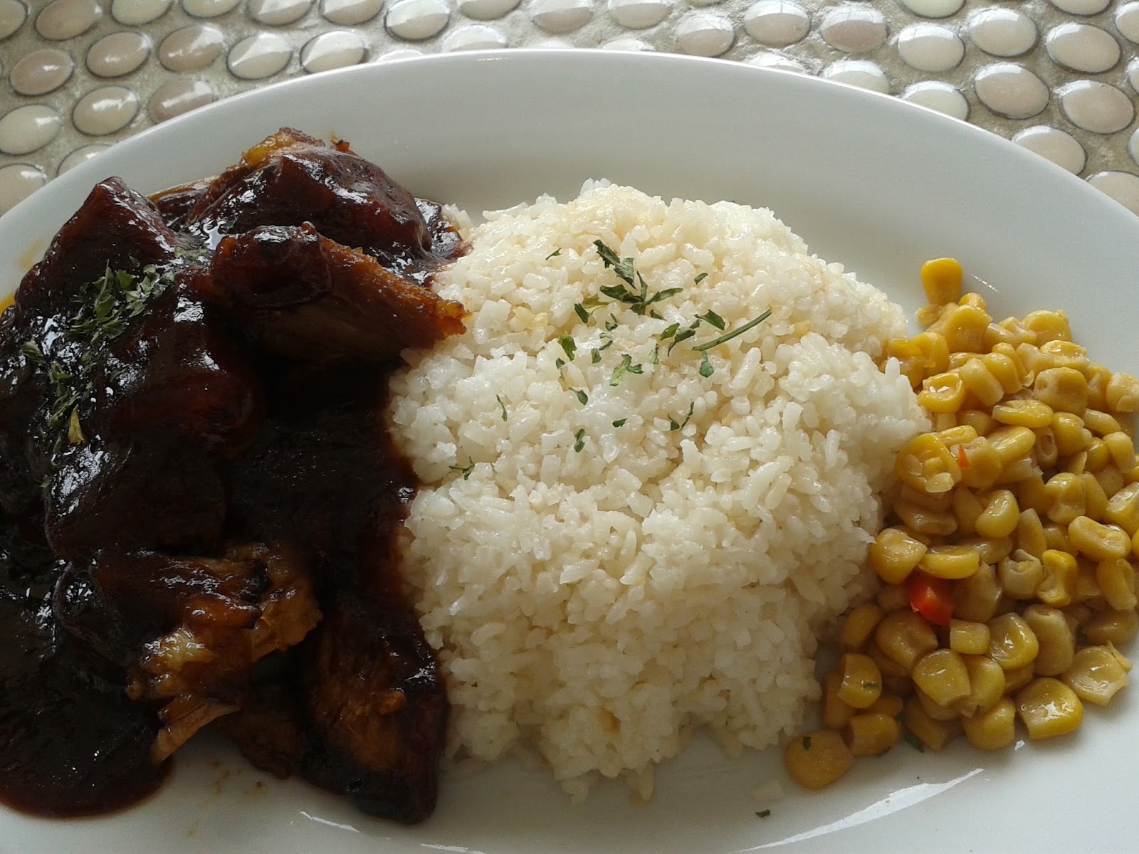 Joy Posadas writes...: Banapple arrives in Nuvali