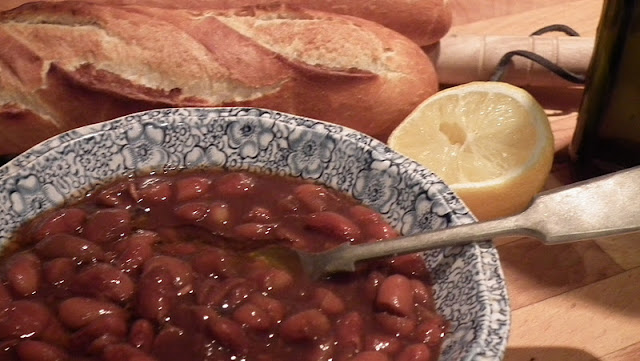 cooking up a storm in a teacup: Rose Cocoa Beans with Tamarind Sauce.