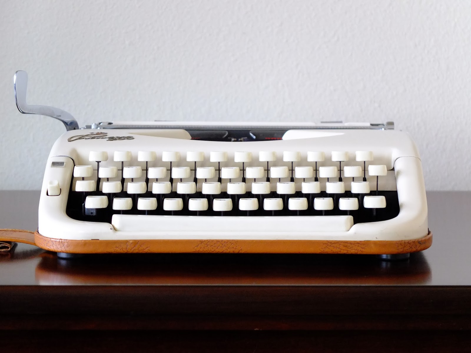 x over it: Some call this the best flat typewriter