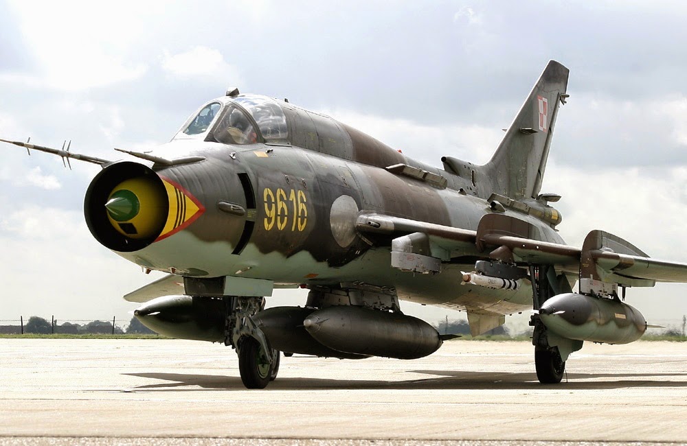 Blog de Aviones de Caza y Ataque: Sukhoi Su-17/19/20/22/23 Fitter