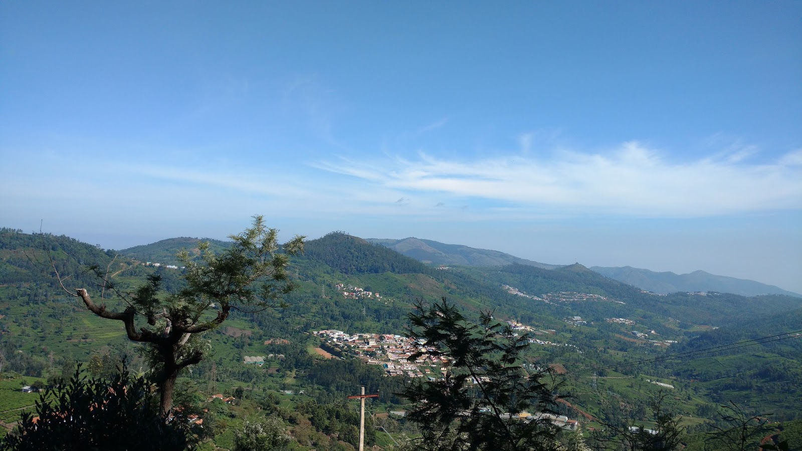Amazing view of Kotagiri villages......Surrounded by hills and valleys.
