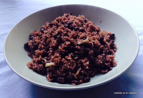 Acompañantes: Arroz moro con leche de coco