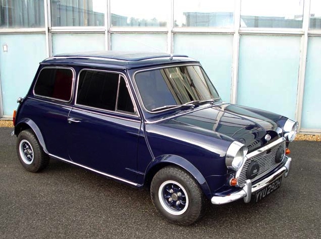 Maximum Mini: Wood & Pickett Mini at auction