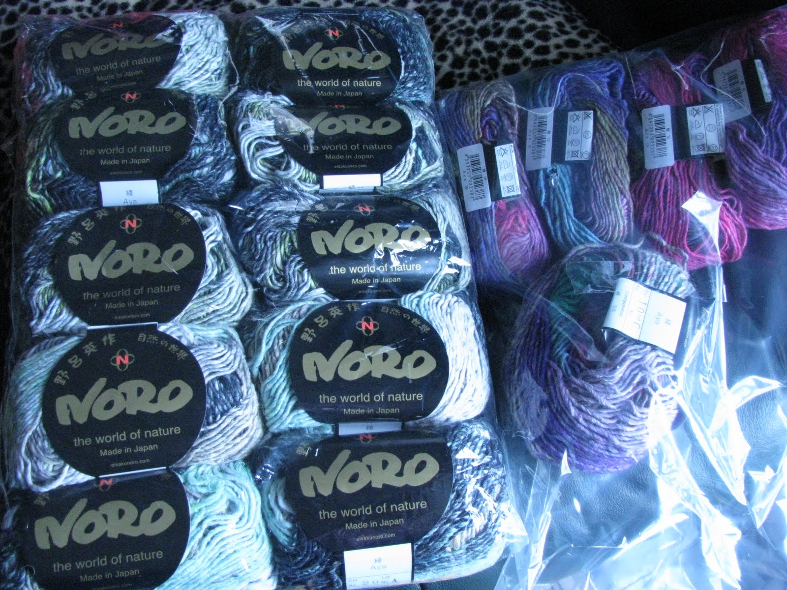 Chris Knits in Niagara: Yarn in the Mail..