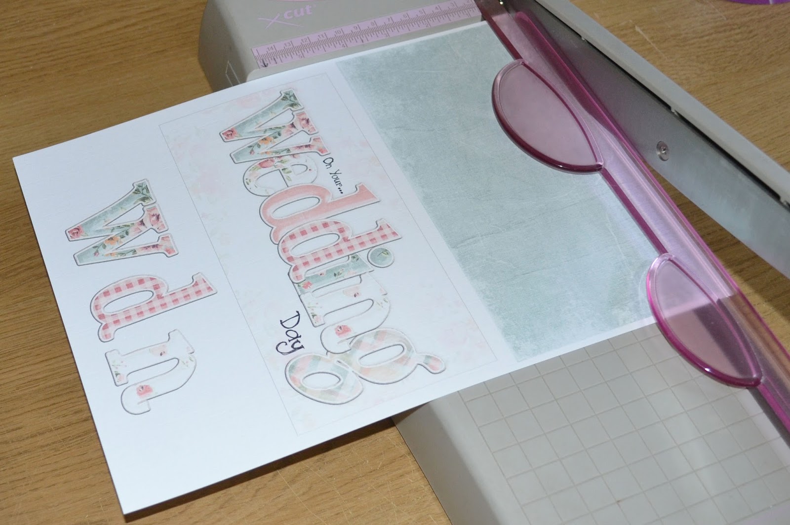 Wendy Carr Designs: HOW TO RESIZE LONG CARDS IN CRAFT ARTIST