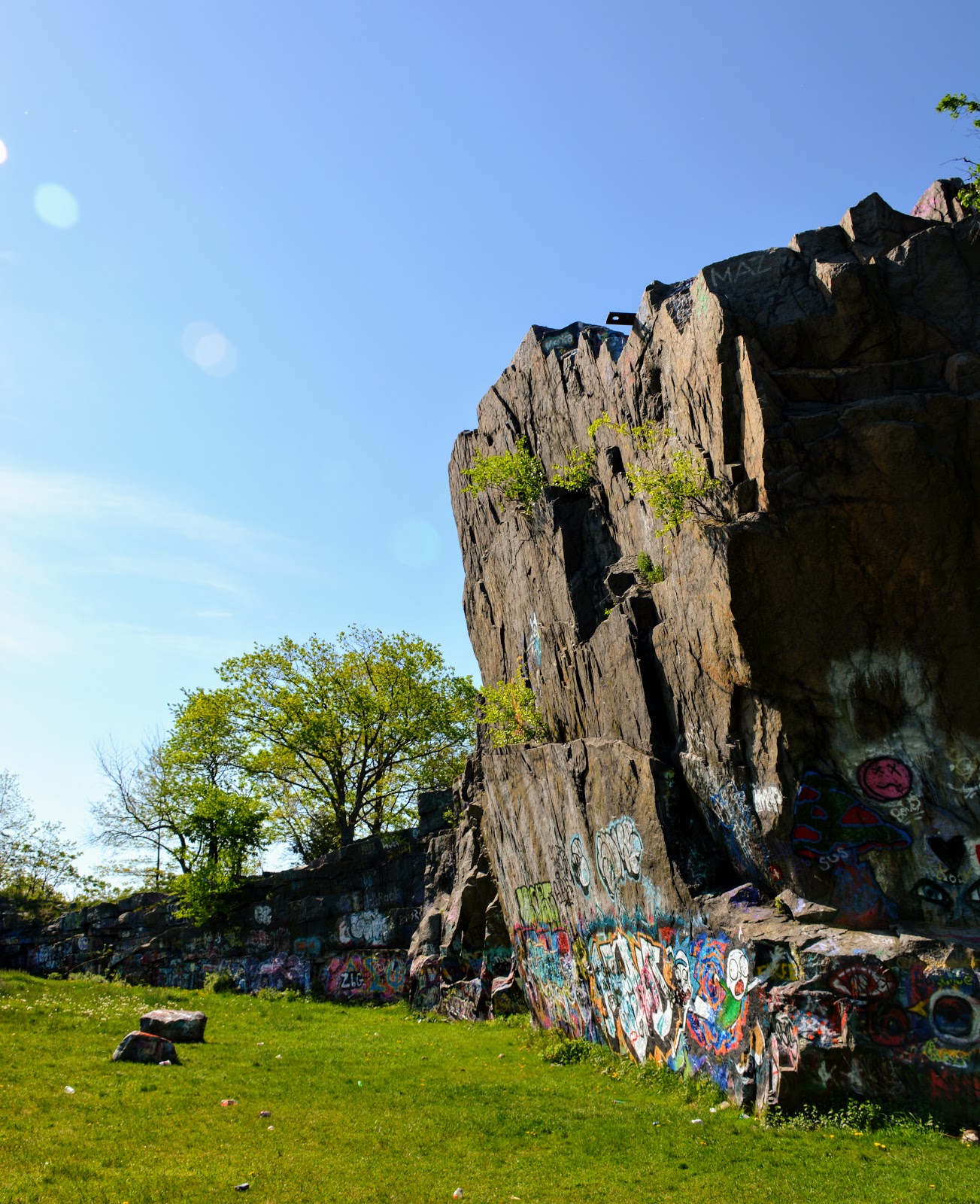 Quincy Quarries Reservation - A Multi-Colored, Open-Air Museum of Sorts!