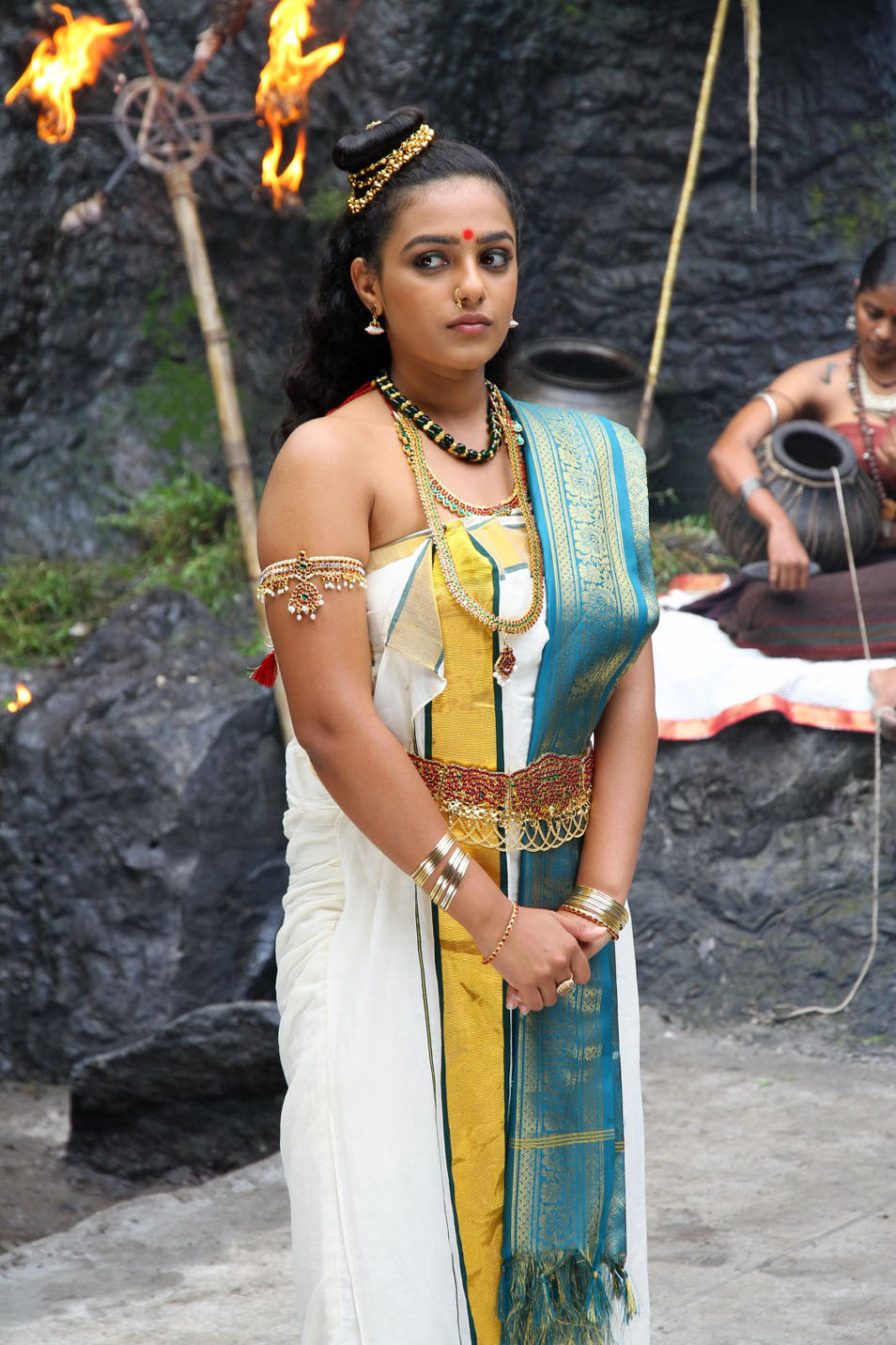 Nithya Menon Still In Urumi Movie | Nithya Menon Urumi Movie Photos ...