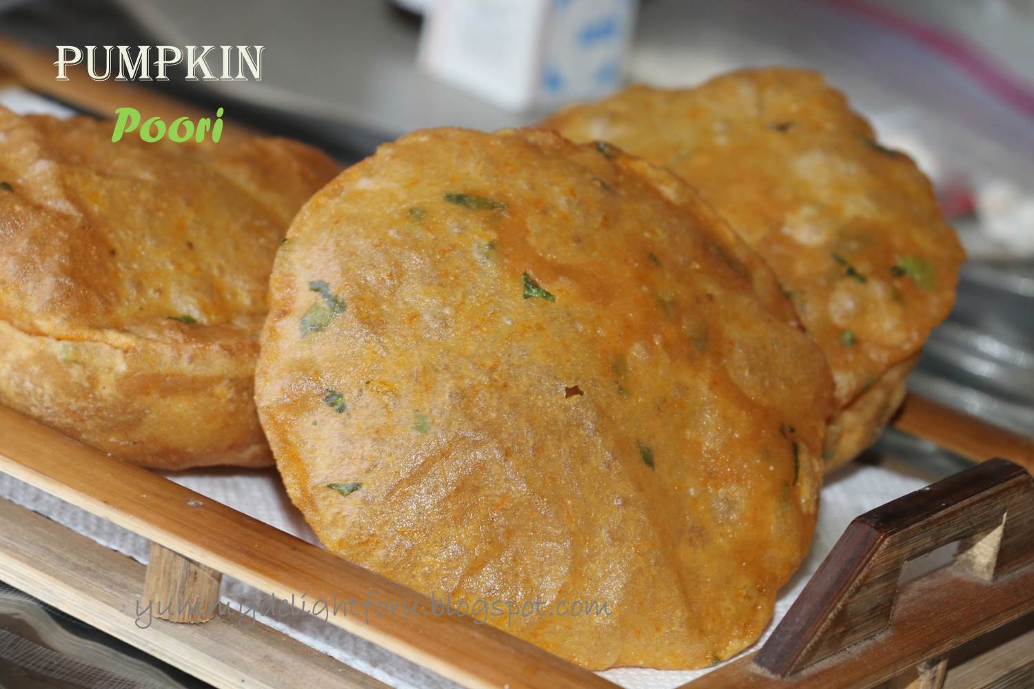 yummy delight for u: Pumpkin puri recipe / Namkeen Kaddu poori