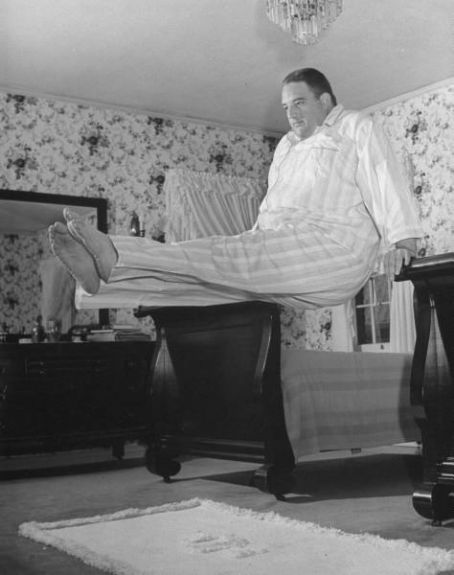 And then they start to sparkle: Do you remember.. ..Laird Cregar?